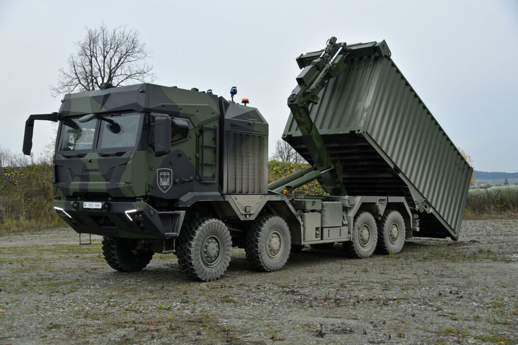 Common Tactical Truck: US Army Consolidates its Heavy Logistics Vehicle ...