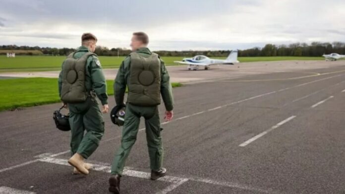 First Ukrainian pilots to receive RAF training are now learning to fly ...