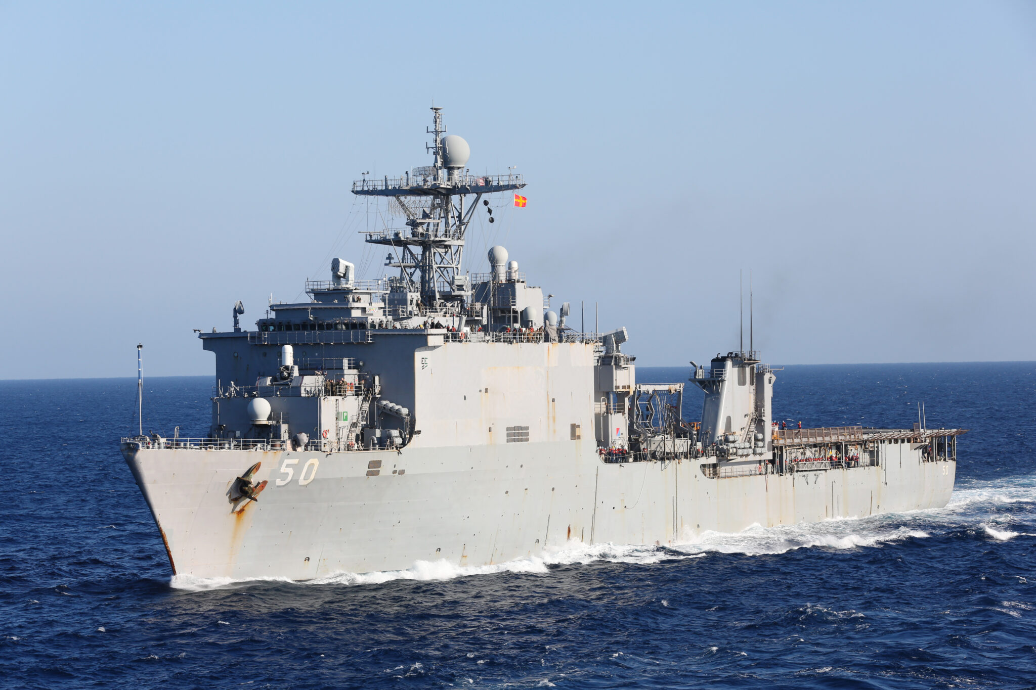 US Navy awards BAE Systems a USD87 million contract to refit USS Carter Hall - European Security ...