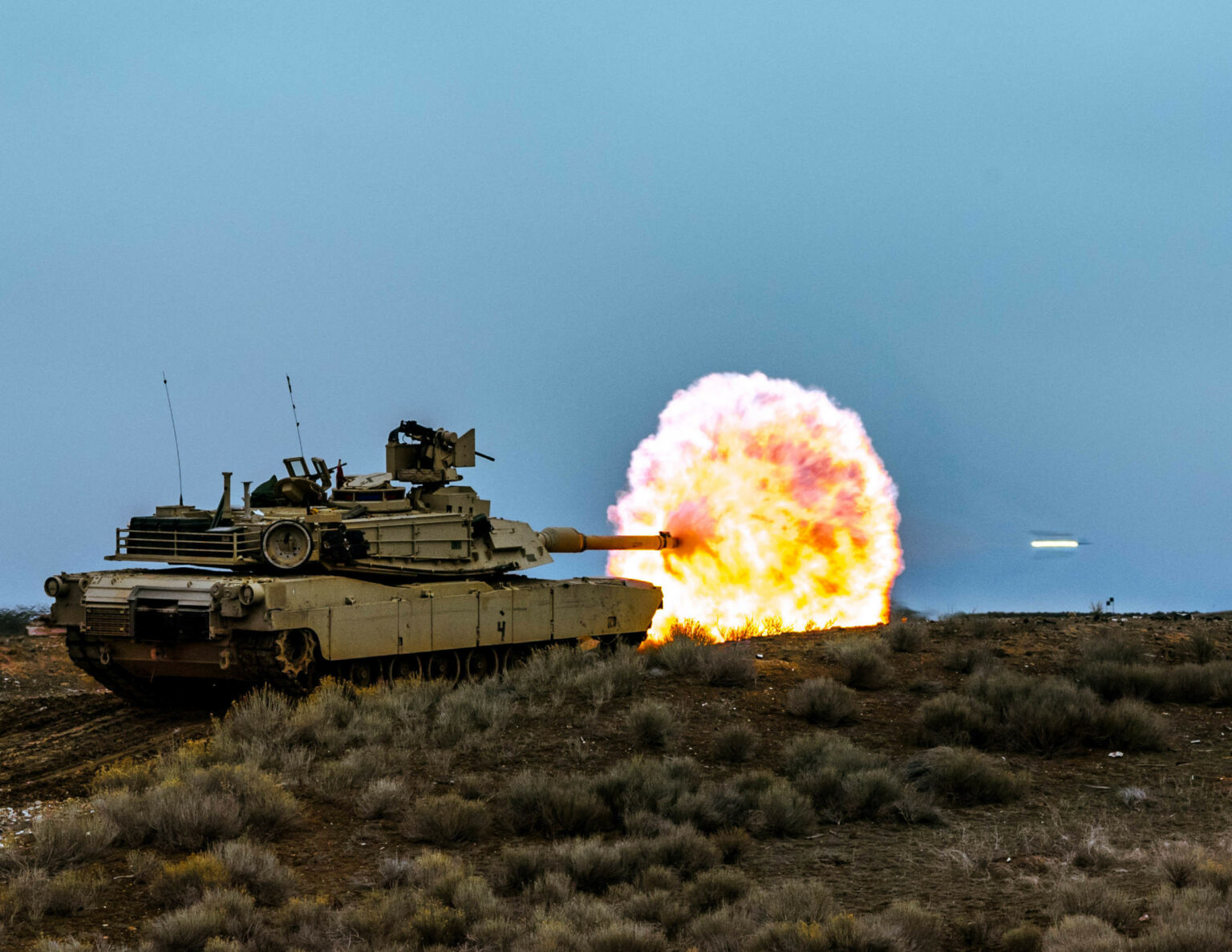 The most misunderstood weapon in the world: Mythbusting HEAT warheads ...