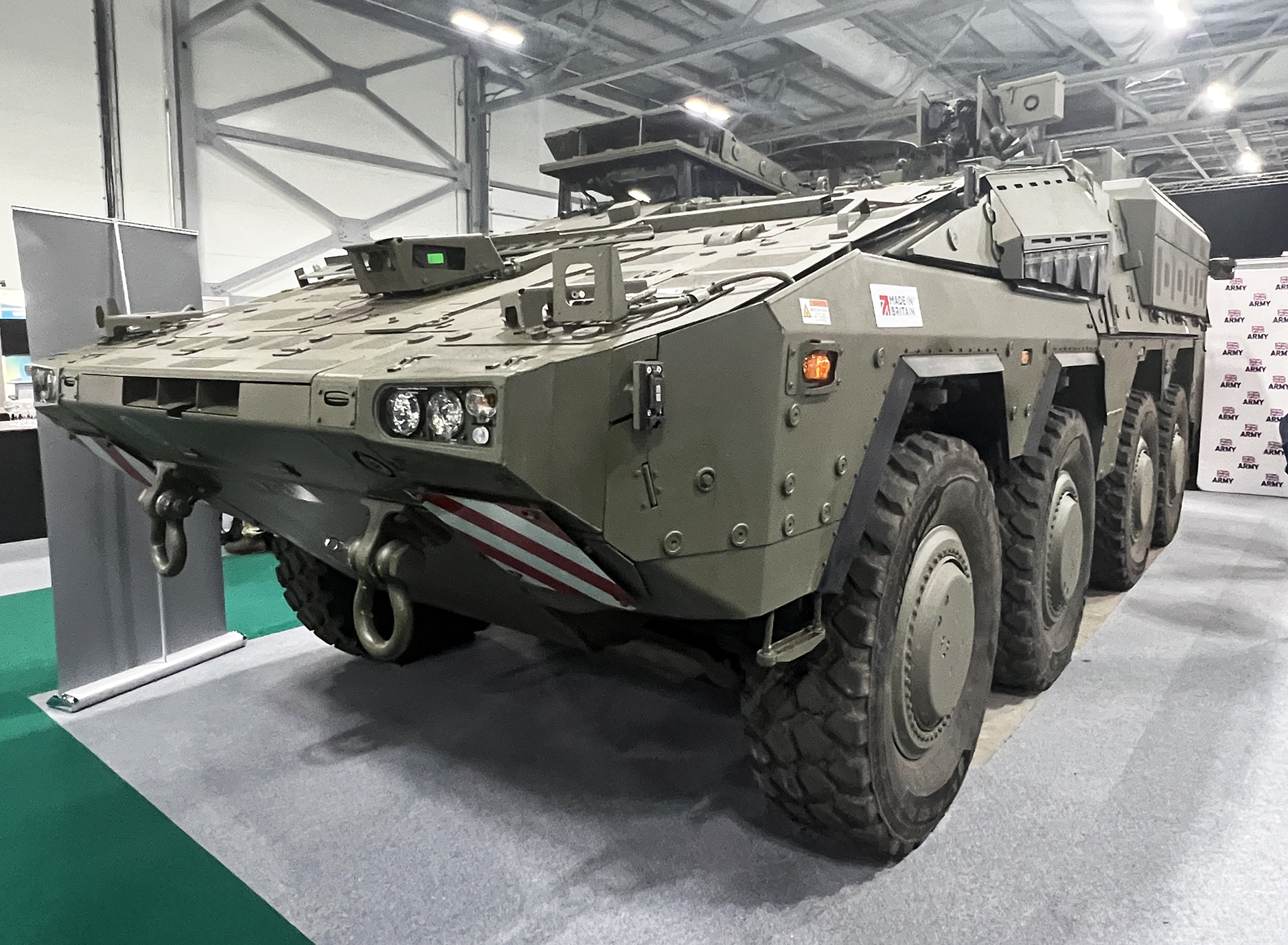 IAV 2025: first UK-built Boxer makes its public debut in Farnborough ...