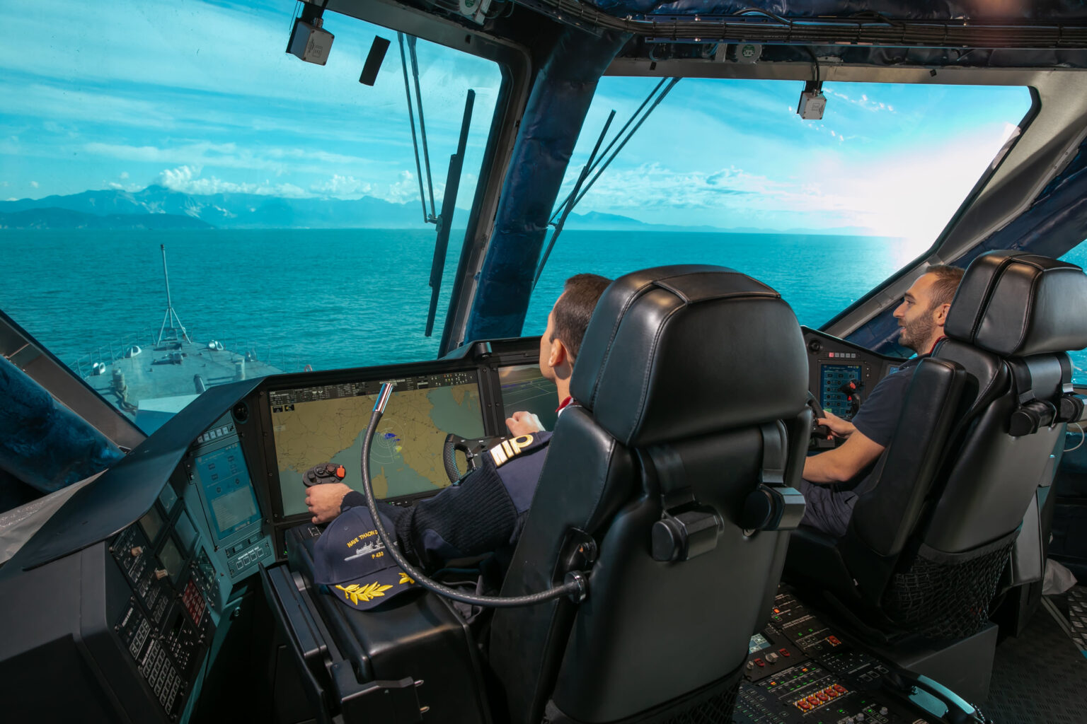 Recent trends in surface warship design