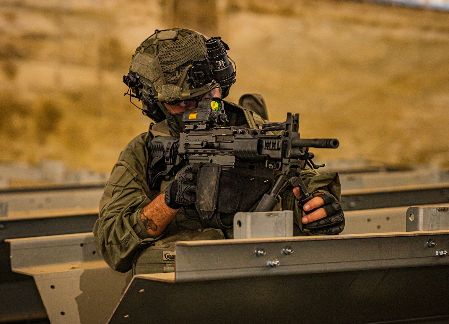 IDF place order for thousands more Negev UX light machine guns ...
