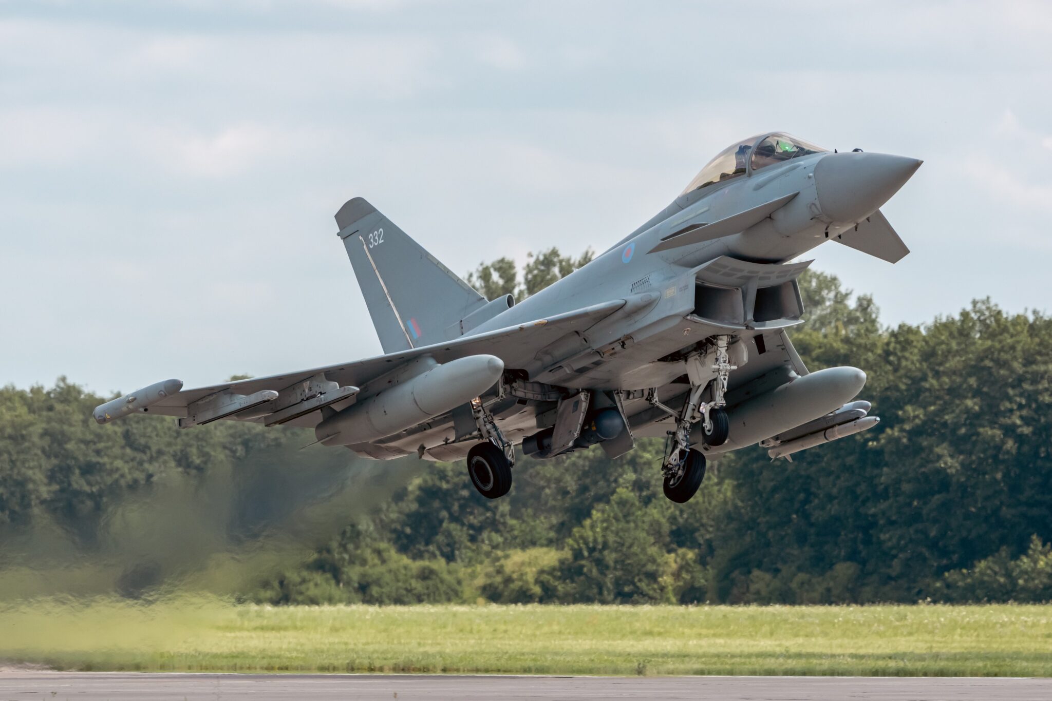 Worldwide Eurofighter Typhoon fleet surpasses one million flight hours ...